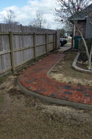 Small walkway and patio in Covington Louisianna